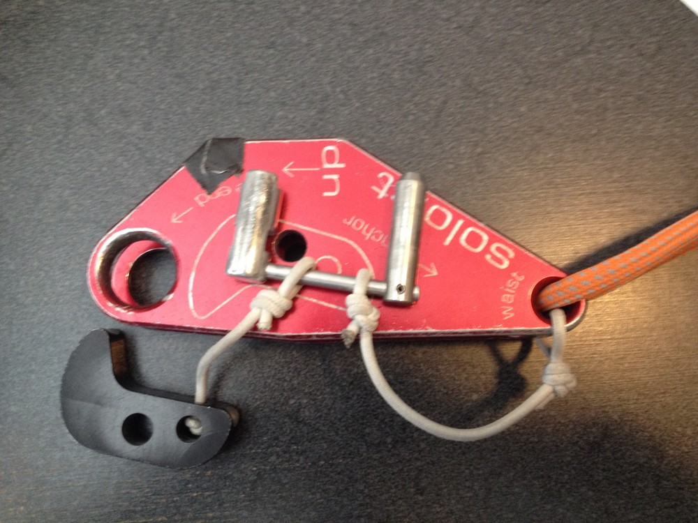 Retention cable on Rock Exotica Soloist Fraying