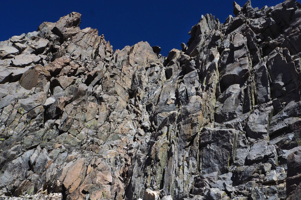 Rock Climb Northwest Chute, High Sierra