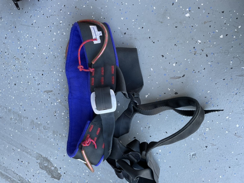FS: kids harness, Nut tool, DMM figure 8, Chouinard