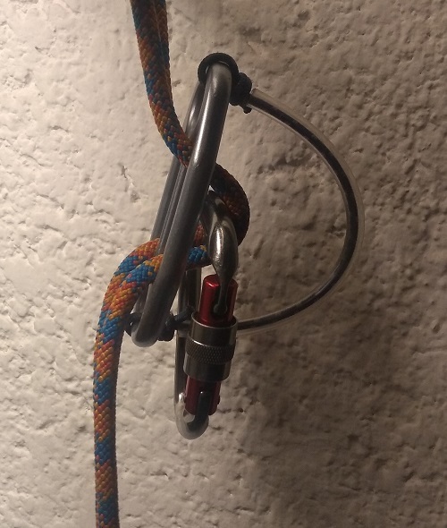 Rappelling with the Kong GiGi