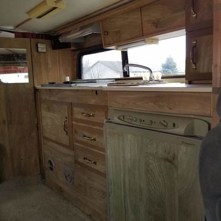1988 GMC SAF Safari Tiger Campervan, 189,000 Miles, $6500
