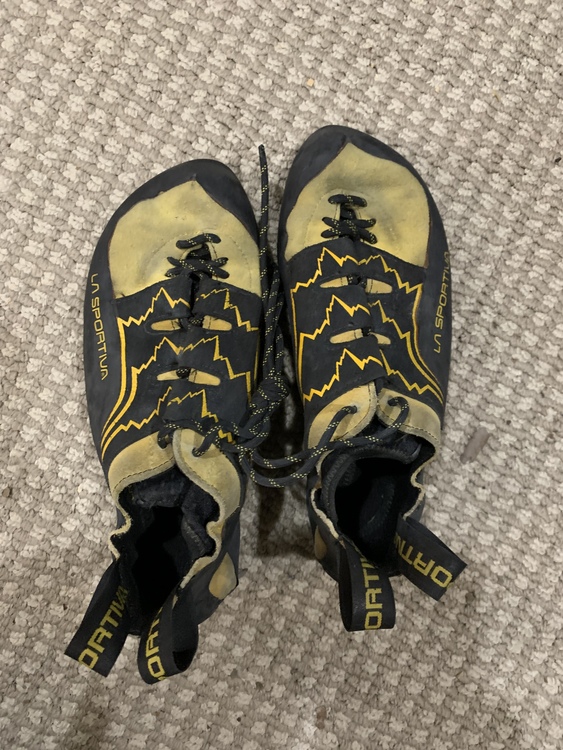 FS/FT Katana’s size 43