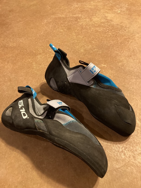 FS: Five Ten 5.10 Hiangle climbing shoe mens 9.5 $90 shipped