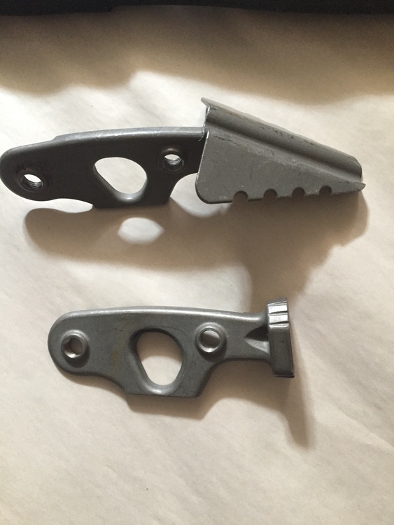 Fs Black Diamond 1st Generation Cobras Mini Adze And Hammer Plus Extra Adze And Hammer 260