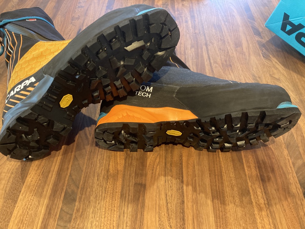 **SOLD***FS: Scarpa Phantom Tech ice boots 44.0 / US Men's 10.5 like ...