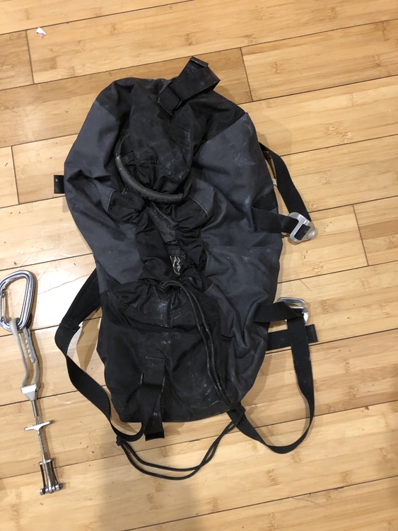 FS: Ascenders, Ladders, Cam, Swivel, Rope Bag, Steel Carabiners, Skimo Pack