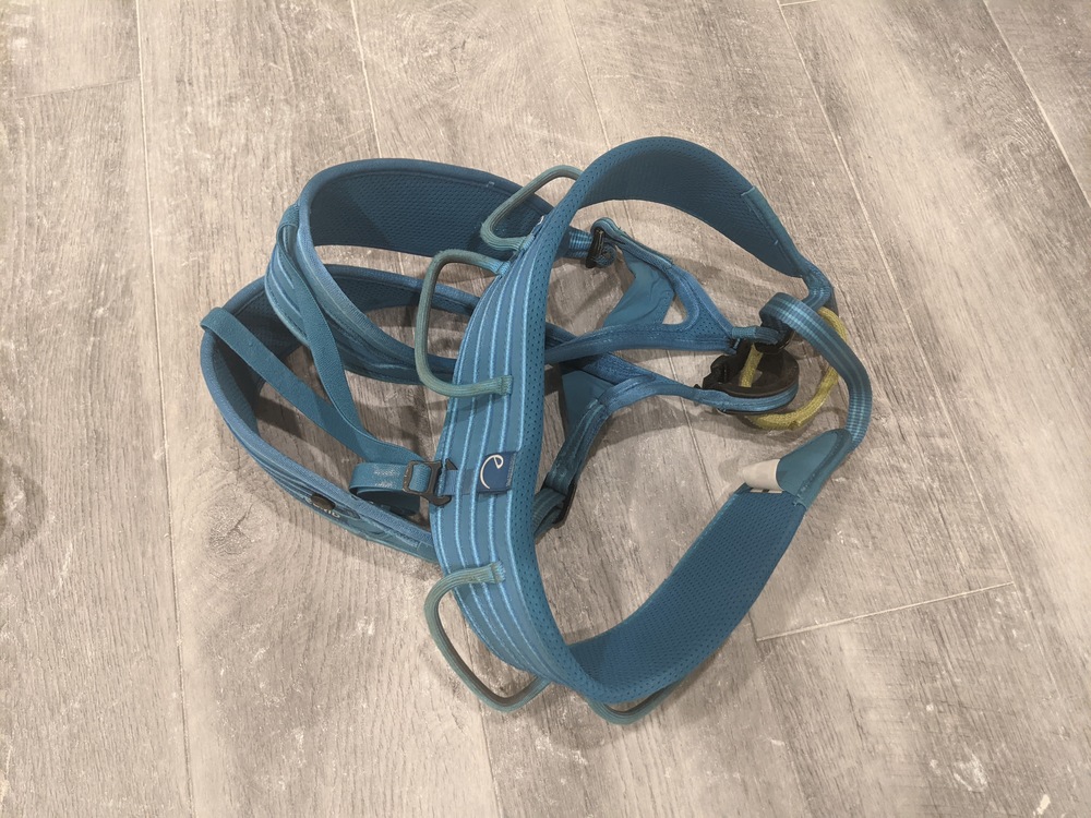 FS: Basically New #4, Metolius Mastercam, Multiple Like-New Harnesses ...