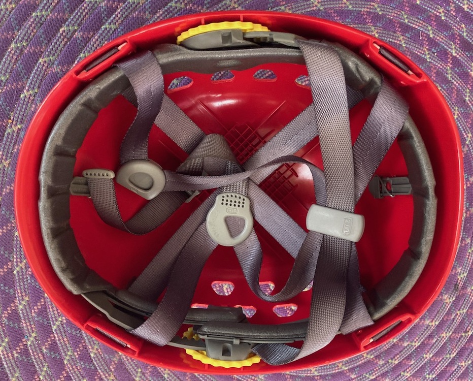 SOLD: Petzl Ecrin Roc helmet