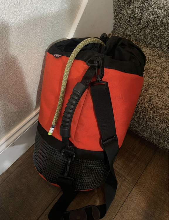 Totems, X4s, Mastercams, Arcteryx harness, guidebooks