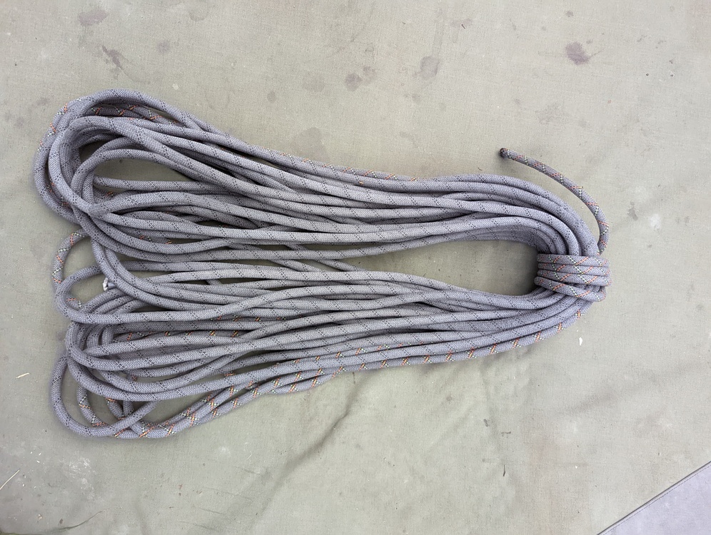 Free shoes EU sizes 37.5 to 38.5, BD .2, 40m gym rope, 60m beefcake ...