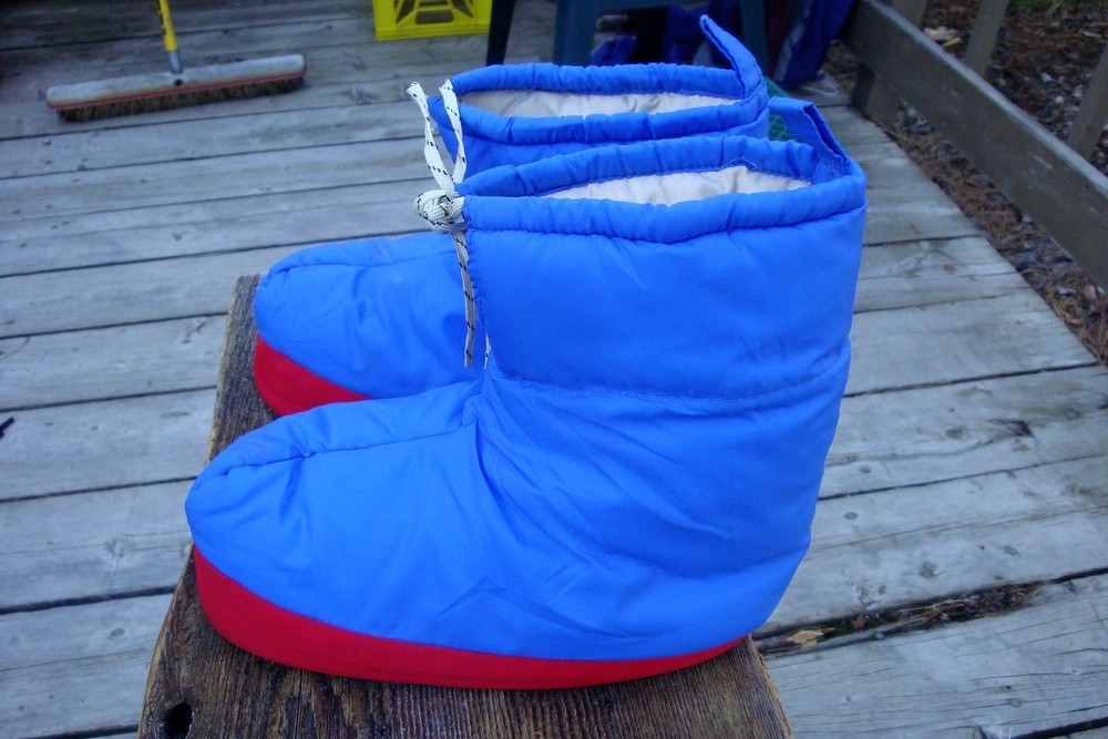 FS: Accessories - Made in Nepal Wool Hat, Fleece Gloves, Smart Wool ...