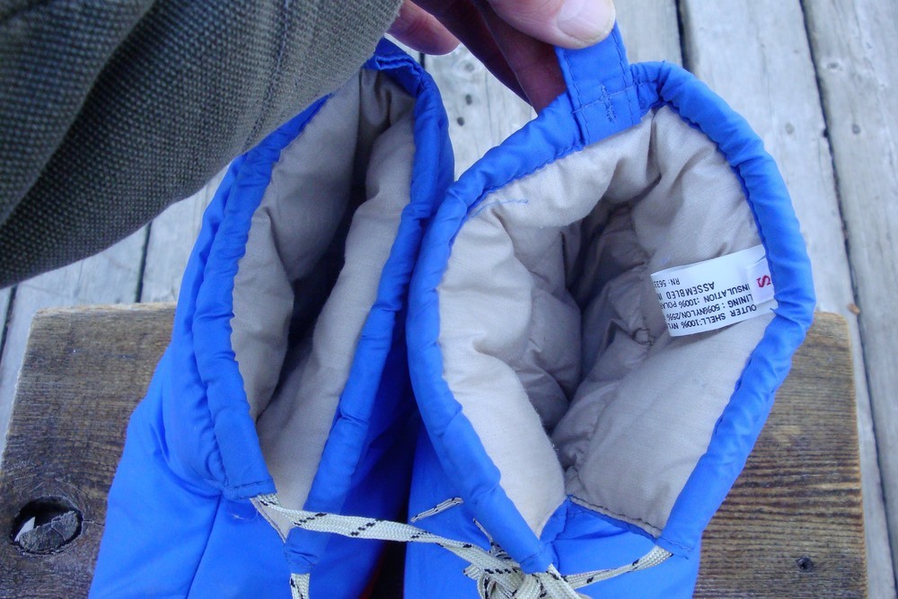 FS: Accessories - Made in Nepal Wool Hat, Fleece Gloves, Smart Wool ...