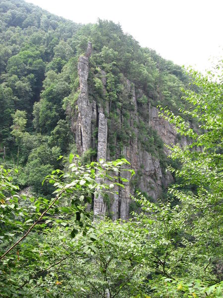 The Southern Pillar viewed from Skyline Traverse