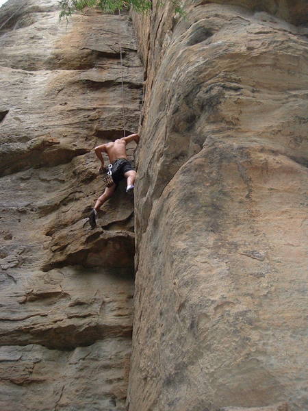 Rock Climbing in The Woodland Ledge, Draper's Bluff