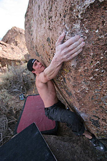 Climbing in Pokemon Boulder, Sierra Eastside