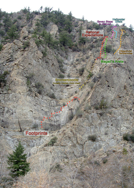 Central Gully climbing and rappel routes.