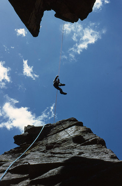 Tyrolean traverse "Cake and the Candle"