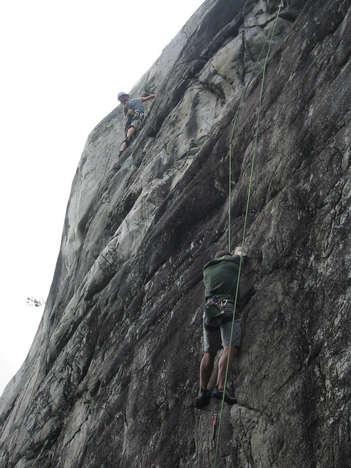Brad running a top-rope lap on The Flingus Cling while an unknown ...