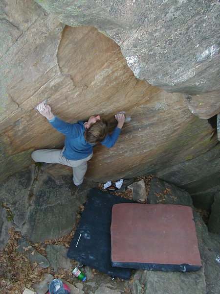 Bouldering in Ice Truck Killer Cave, Morrison/Evergreen/Littleton