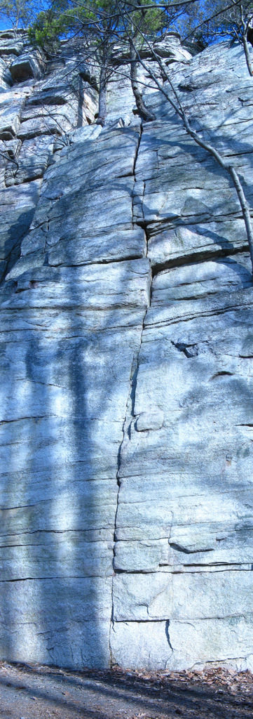 Laurel. Follow the crack. Bouldery start at the bottom.