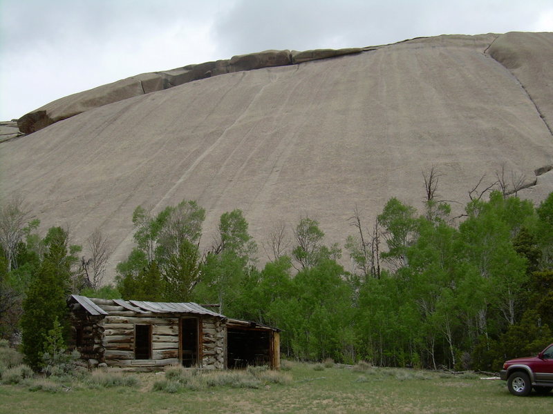 Rock Climbing in The Moonstone, Sweetwater Rocks