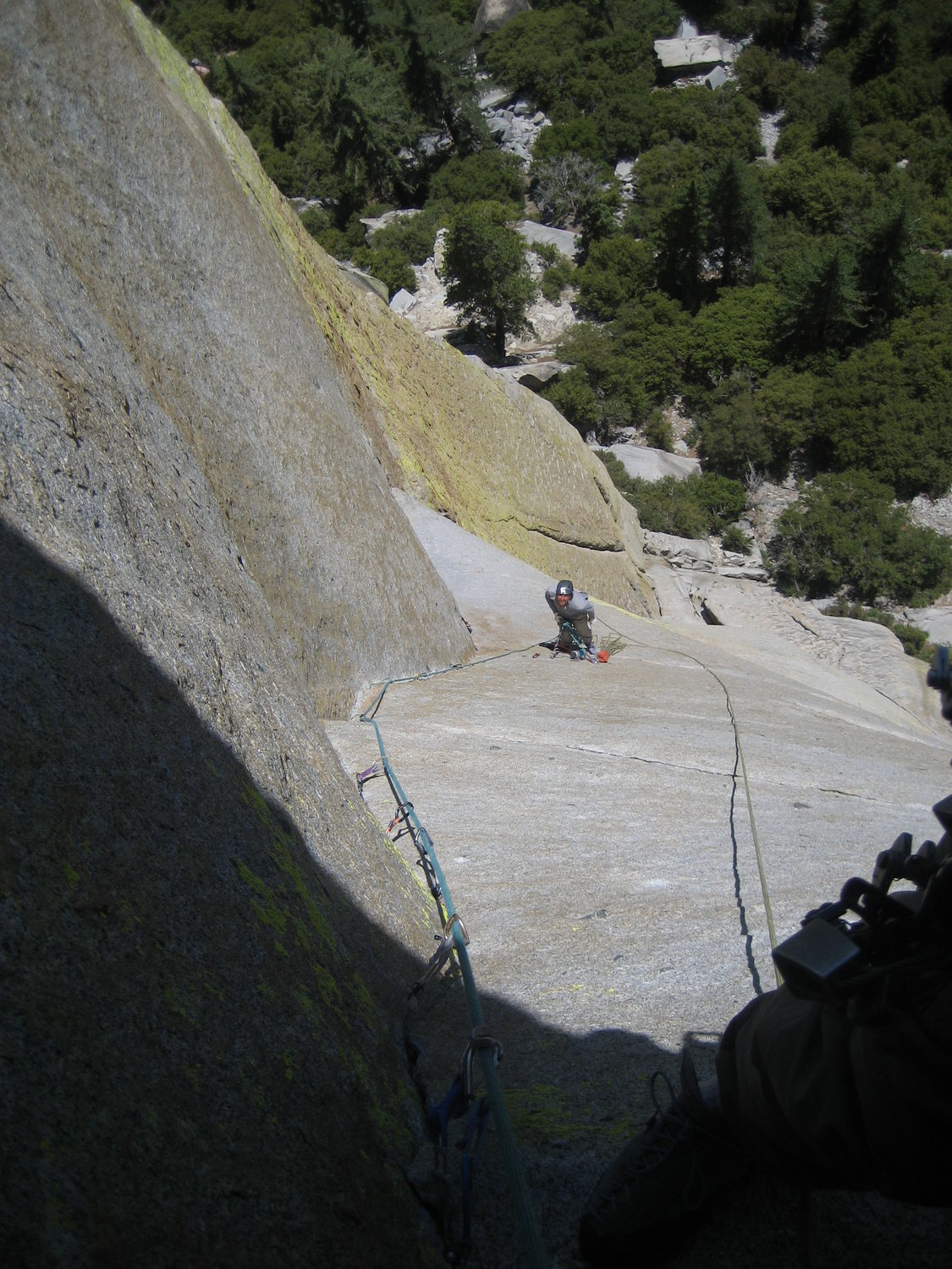 The best exposure is here and the traverse 5th pitch afterward.
