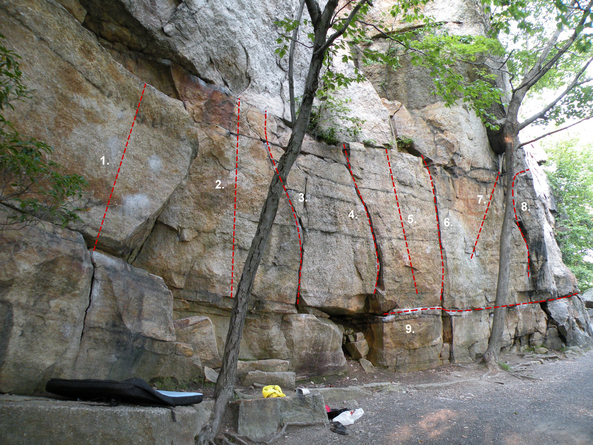 The Keyhole Cliff area: 1. Clune Crank (V1) , 2. The All (V3), 3 ...
