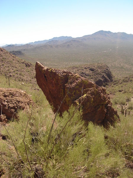 Bouldering in Ol' Snaggletooth, Southern Arizona