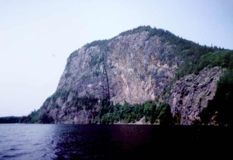 the tallest cliff