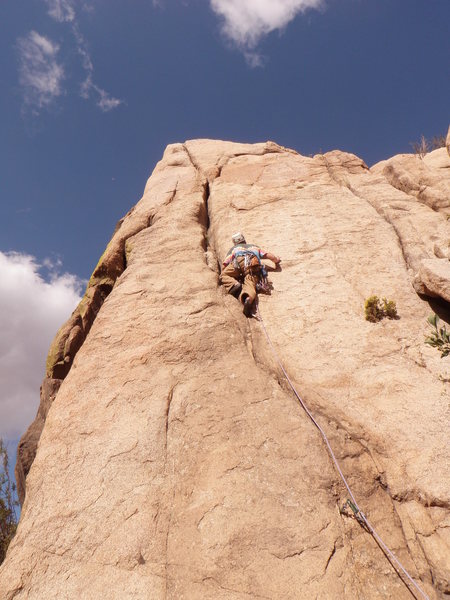Rock Climb Dam Classic (aka The Dam Crack), Central Arizona