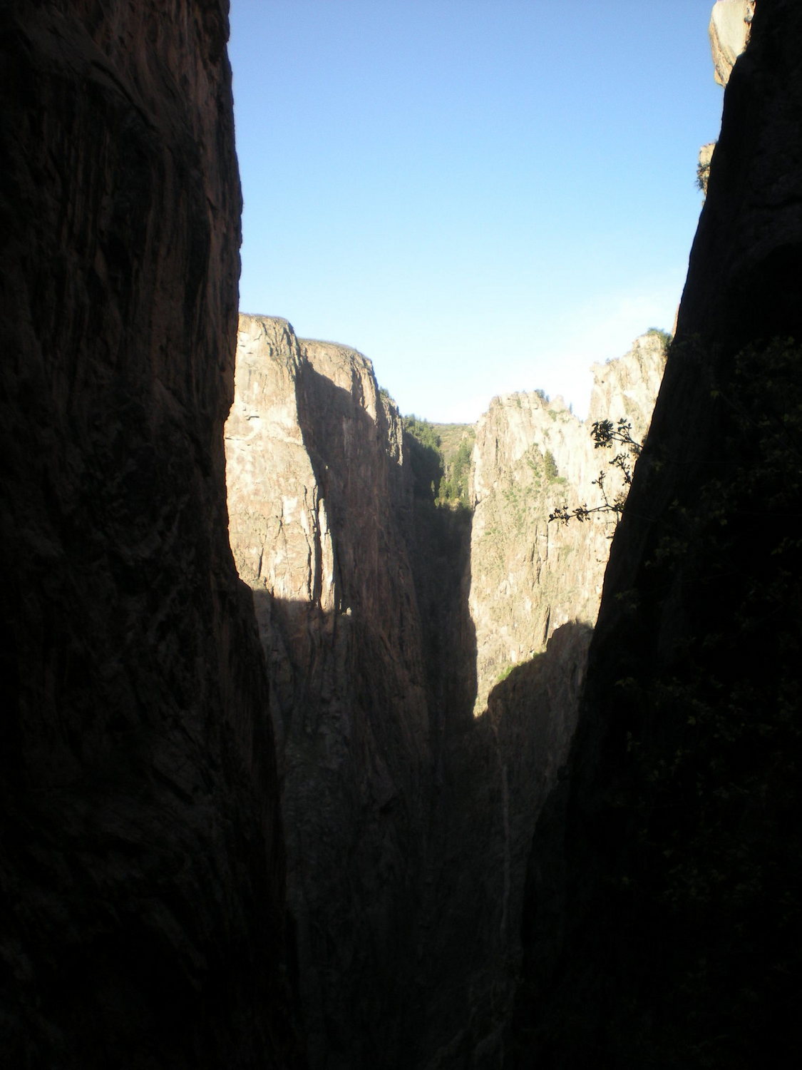 Long draw gully on the approach.
