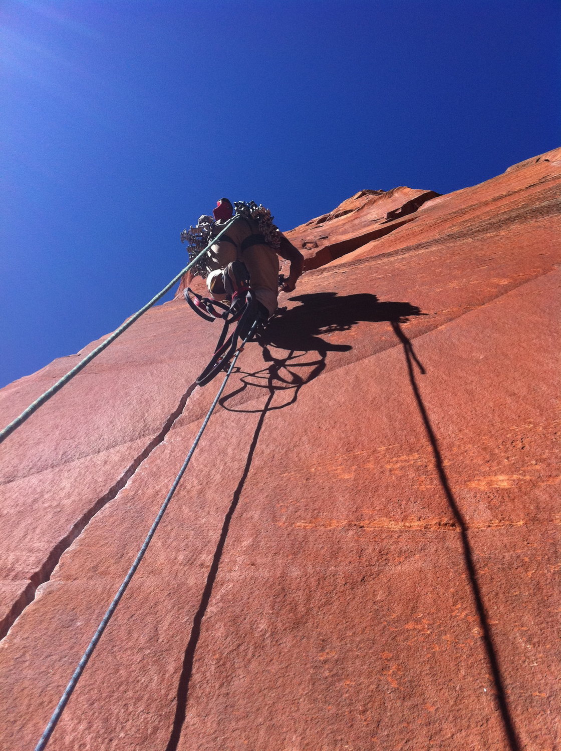 Jason Dorais leading up pitch 7 splitter