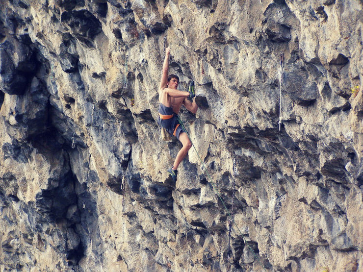 Joe Maier on The Fugitive, 13a. Joe's first 5.13! 5/28/11.