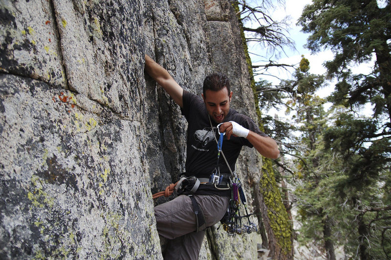 Rock Climbing in Black Bluff - N. Face (Right Side), San Bernardino ...
