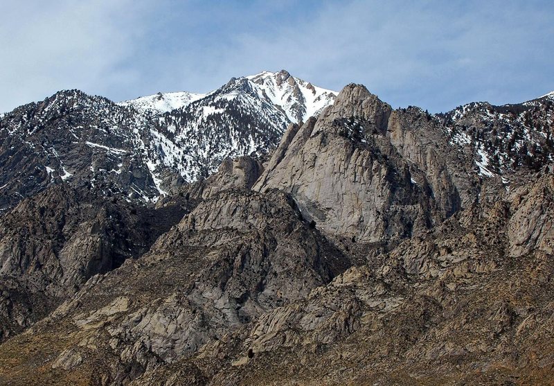 Rock Climbing in Wells Peak / Rabbit Ears, Sierra Eastside