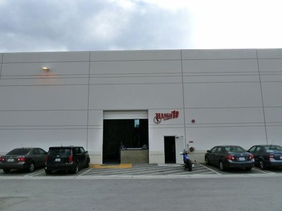 Hangar 18 Riverside: California Climbing Gym Directory