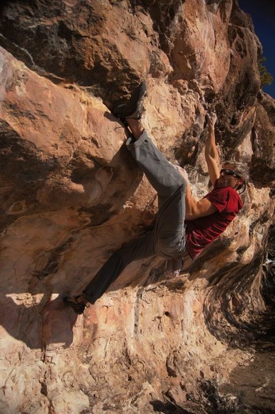 Bouldering in Long Ryders Wall, Northern Arizona