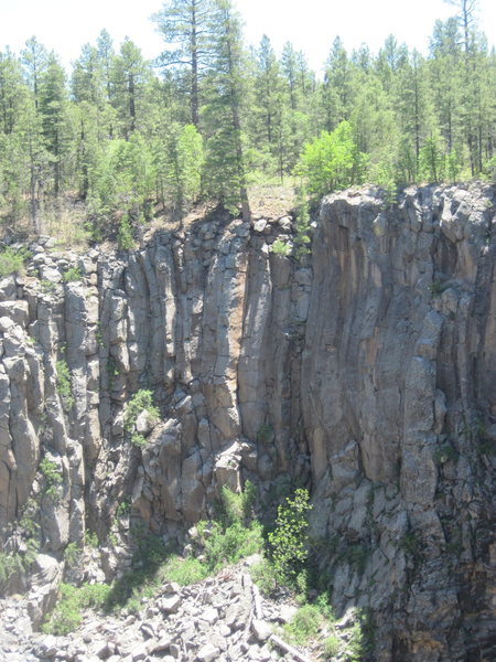 Rock Climbing in Ramshackle Wall, Northern Arizona