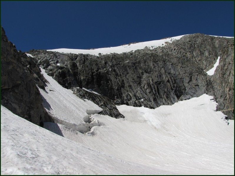 The open bergschrund.