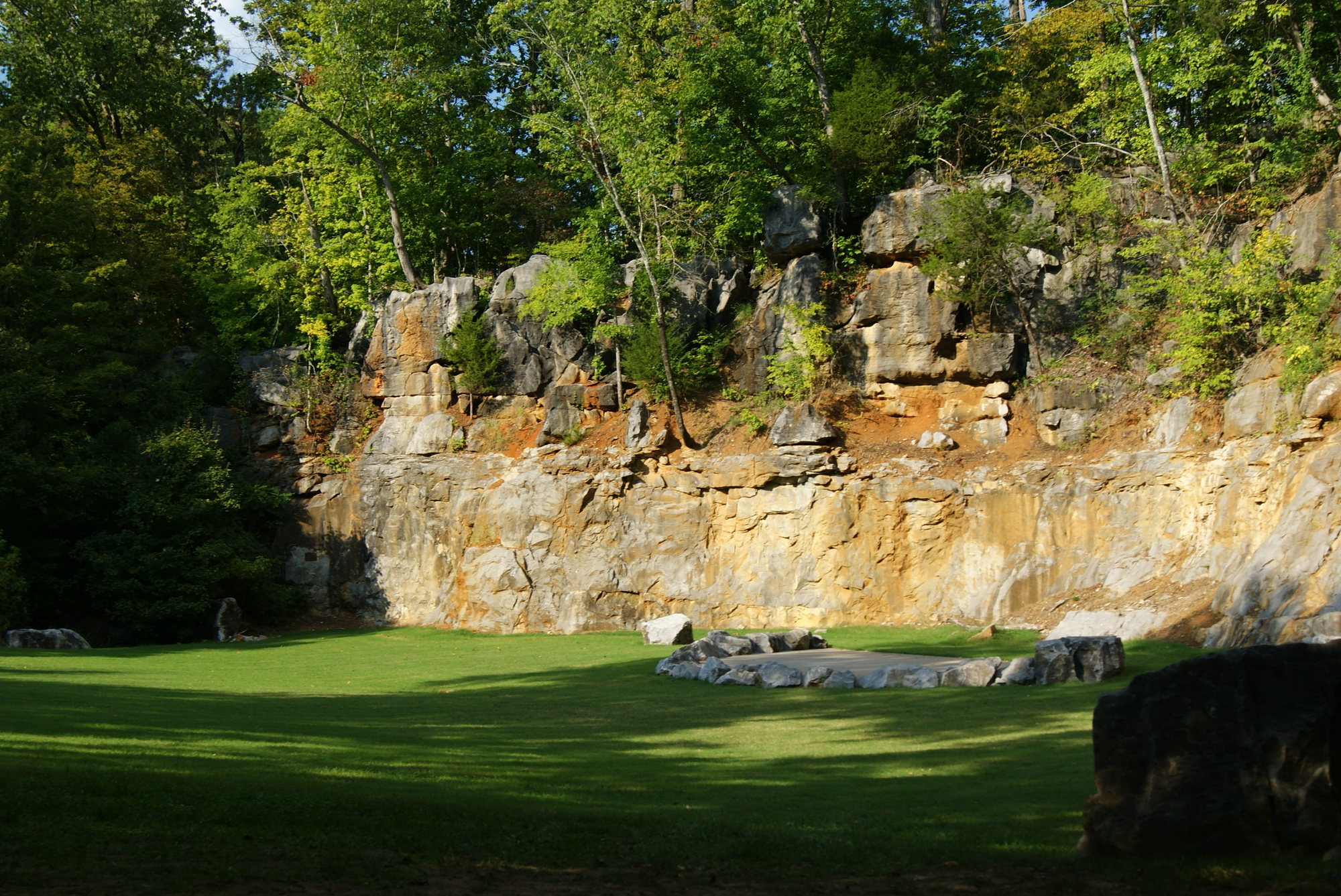 Goliath wall