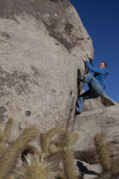 Climbing in Windy Boulders South, San Diego County