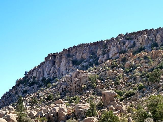 Rock Climbing in White Cliffs of Dover - Right Side, Joshua Tree ...