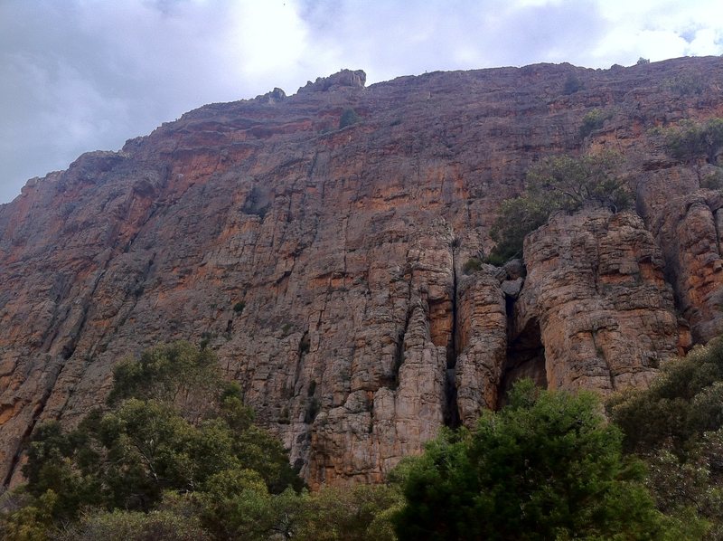 Rock Climbing in The Tiger Wall, Australia