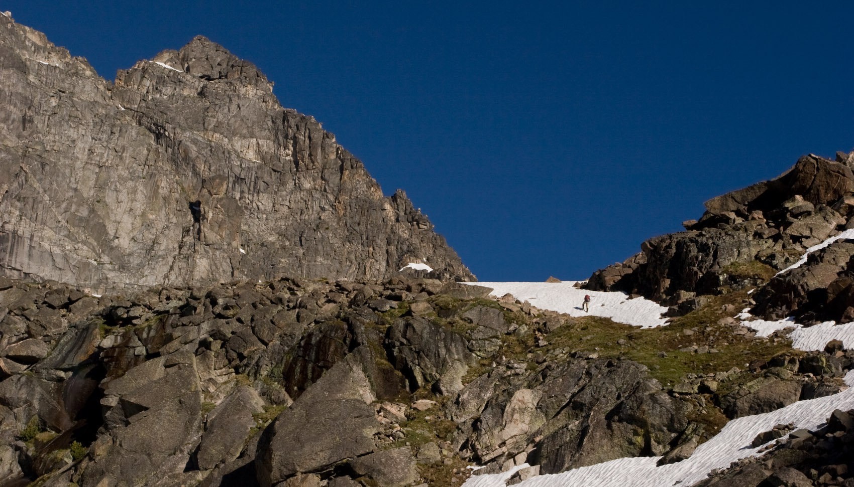 Approaching the NE Ridge of Mount Cowen.