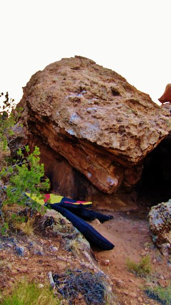Bouldering in Turtle Back Rock, Grand Junction Area