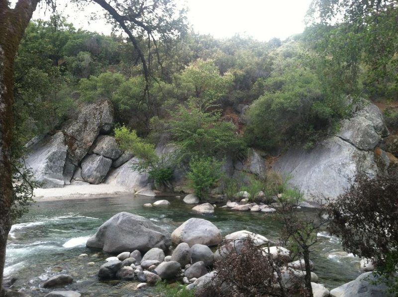 Climbing in Potwisha Campground Boulders, Sequoia & Kings Canyon NP