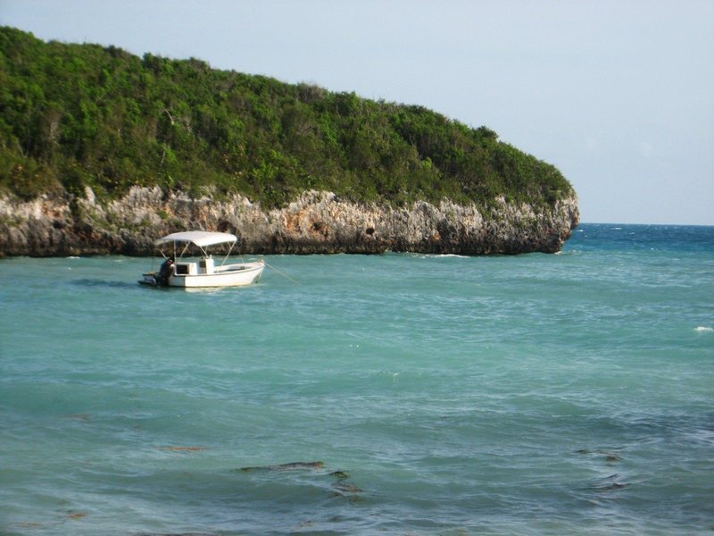 Climbing in Gregory Town, Eleuthera Island