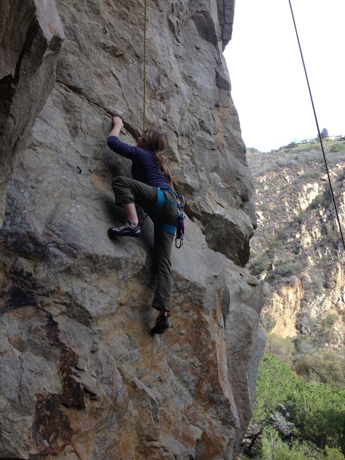 Jordan Otto on Axis Of Evil 5.10+ Tick Rock Pacific Palisades.