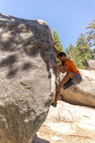Bouldering in Boulder Basin, San Jacinto Mountains