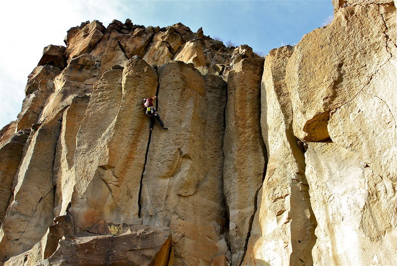 Rock Climbing in Opera House, Hot Spot, Central Arizona